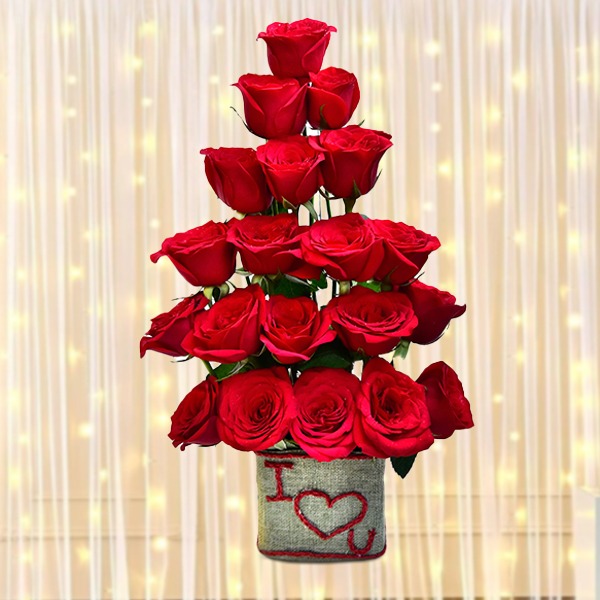 20 Red Roses Glass Vase Arrangement - Farmerica